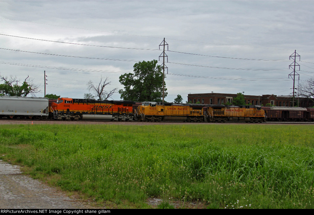 BNSF 6508 again this time with up power!